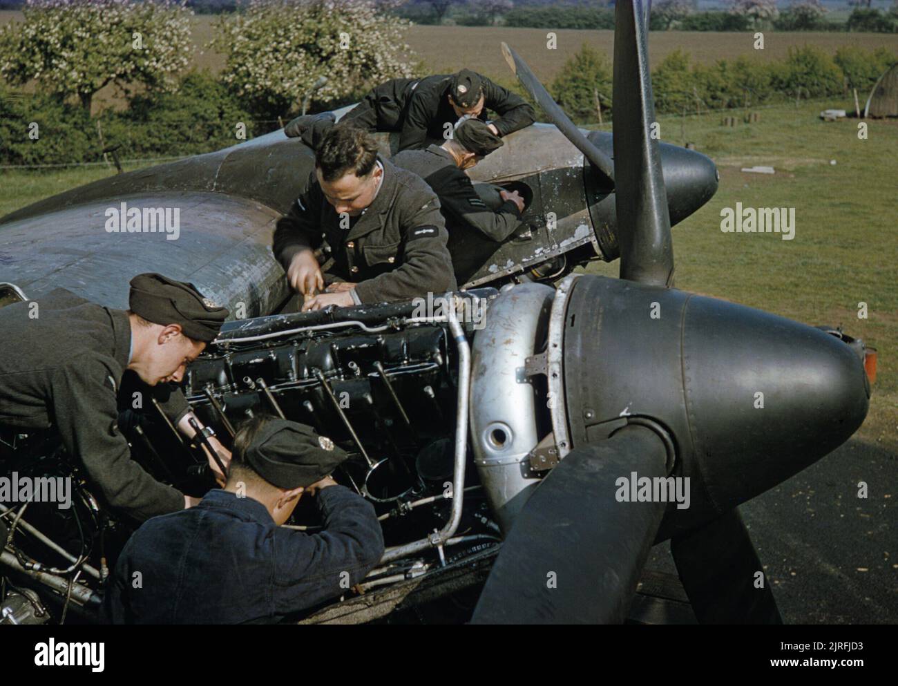 Merlin engines hi-res stock photography and images - Alamy