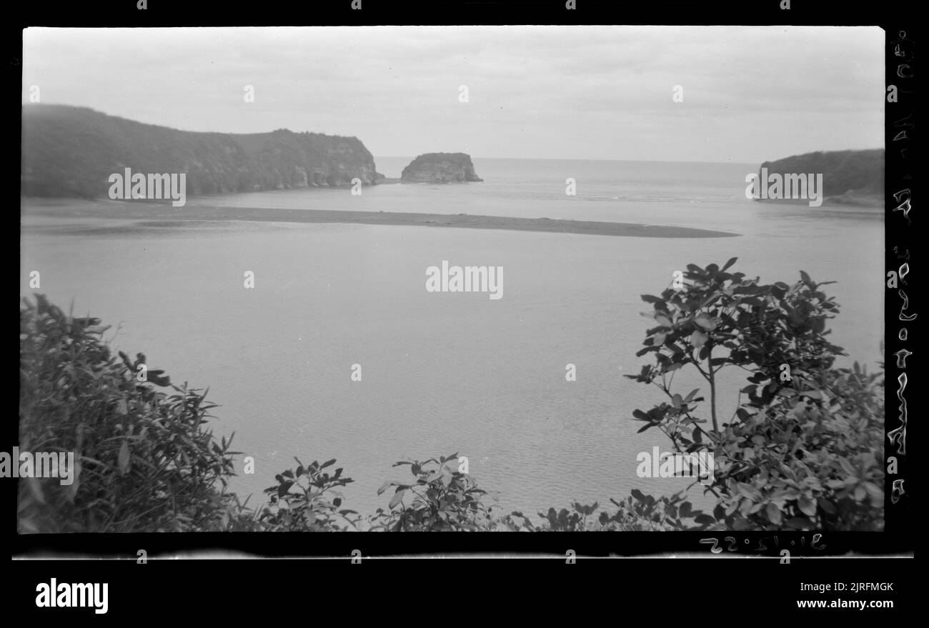 Mouth of tongaporutu river mouth of tongaporutu river hi-res stock ...