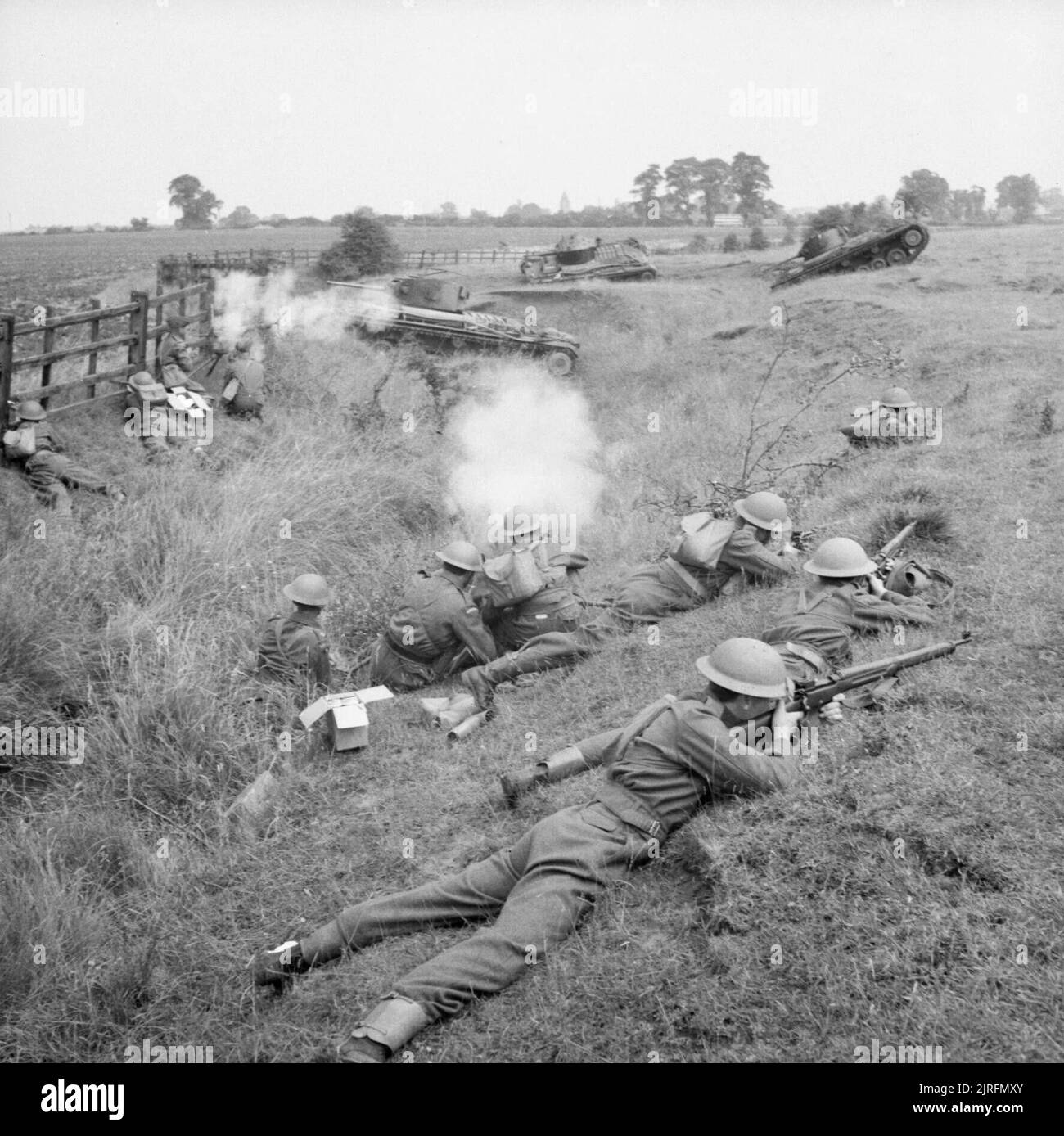 Home Guard troops 'fighting' Valentine tanks of 6th Armoured Division ...