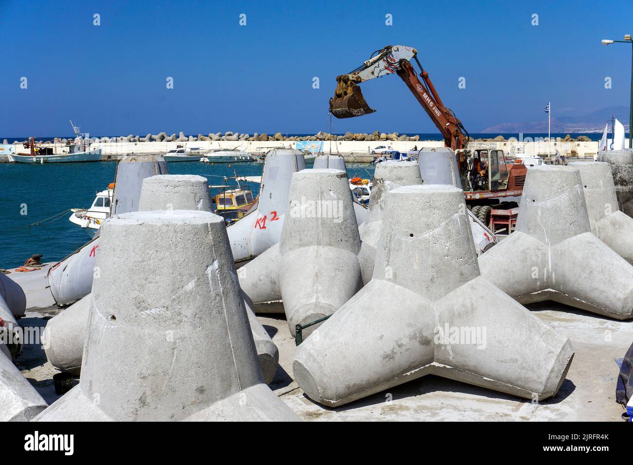 Betonblock hi-res stock photography and images - Alamy