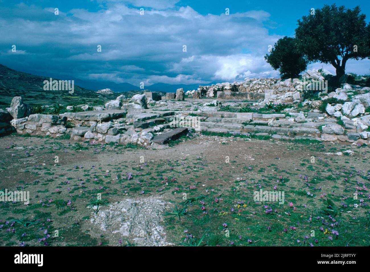 Minoan palace complex at Gournia in Crete, the largest and most ...
