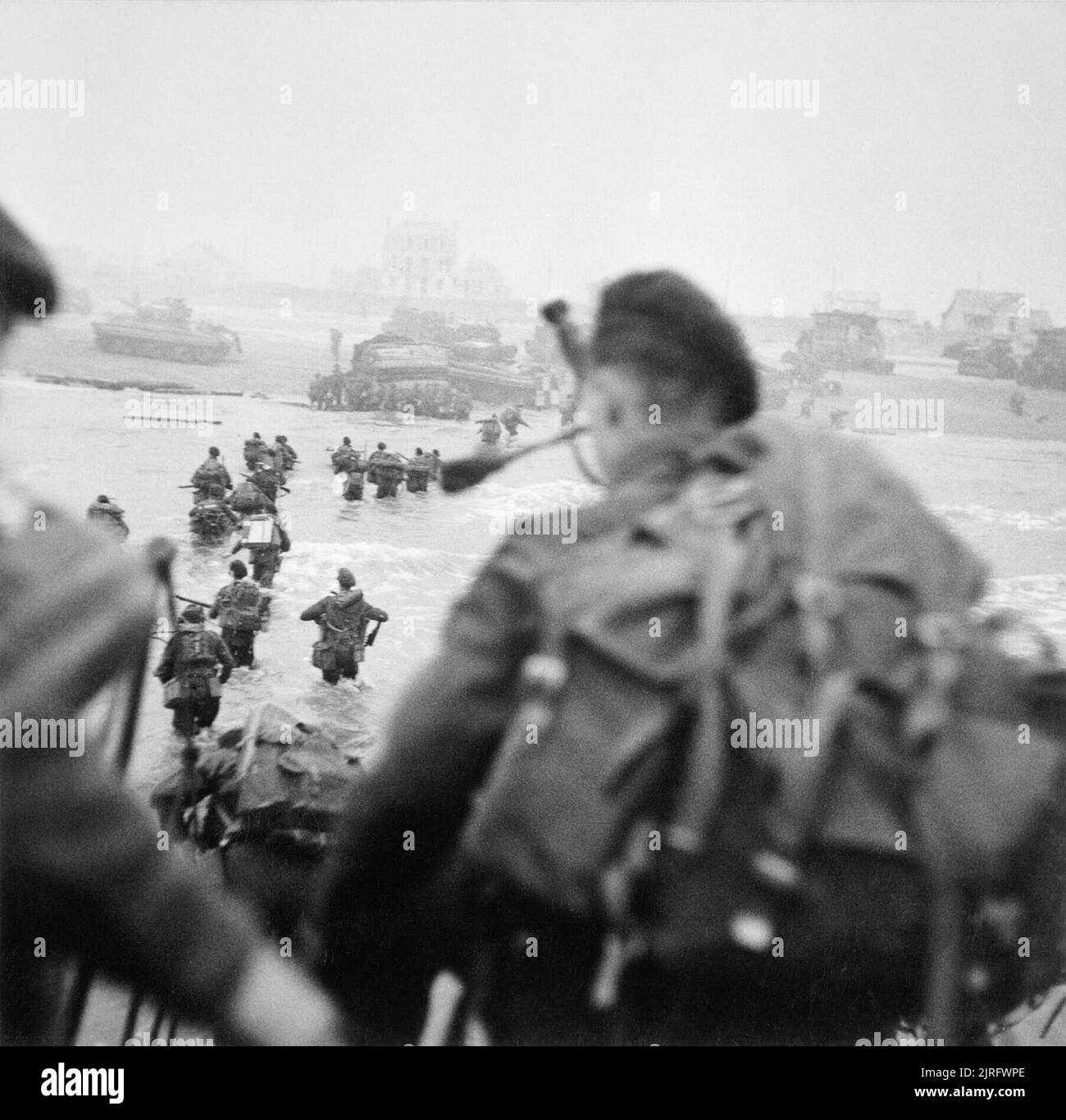 British commandos of 1st Special Service Brigade, led by Lord Lovat ...