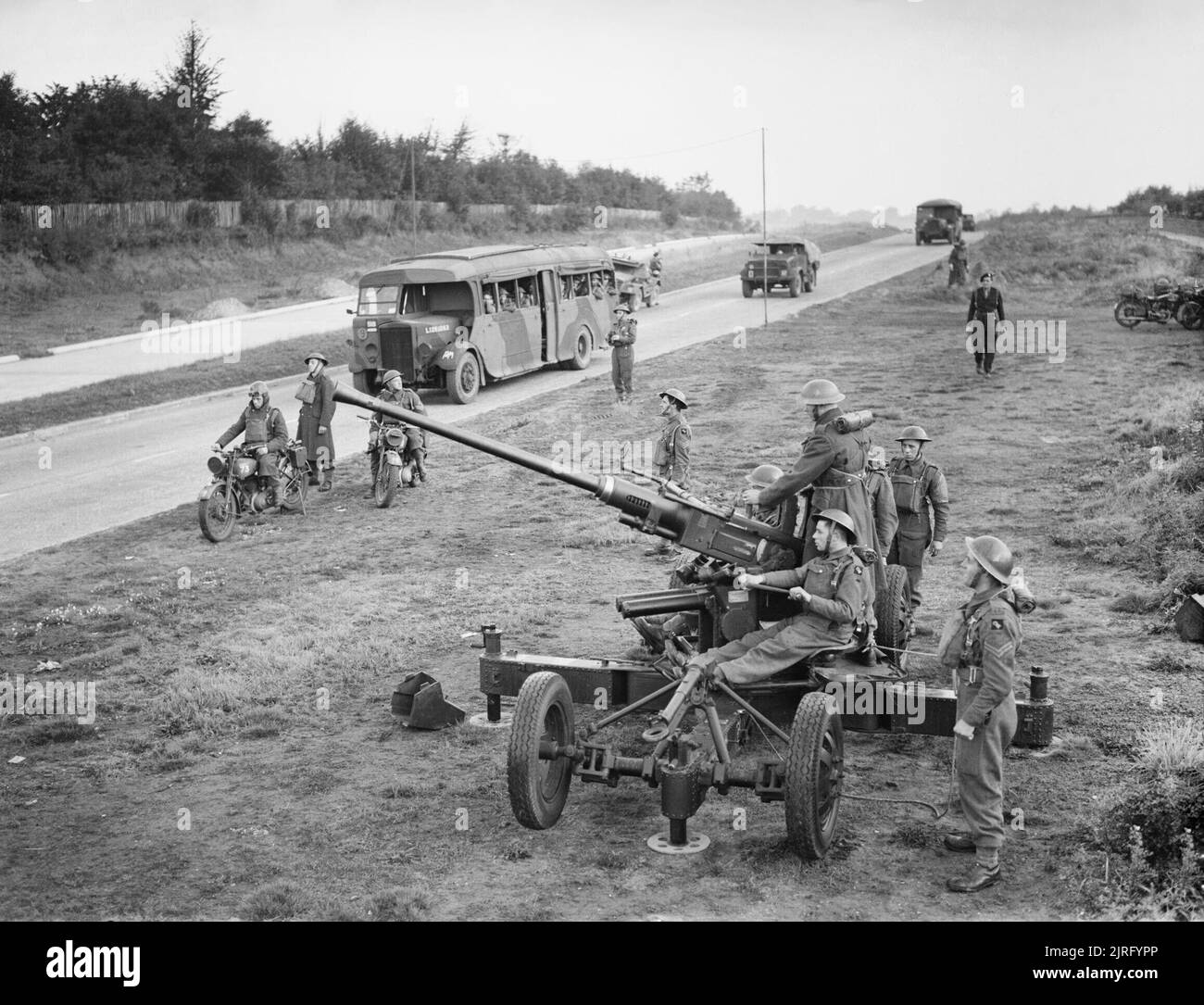 The British Army in the United Kingdom 1939-45 A 40mm Bofors anti ...