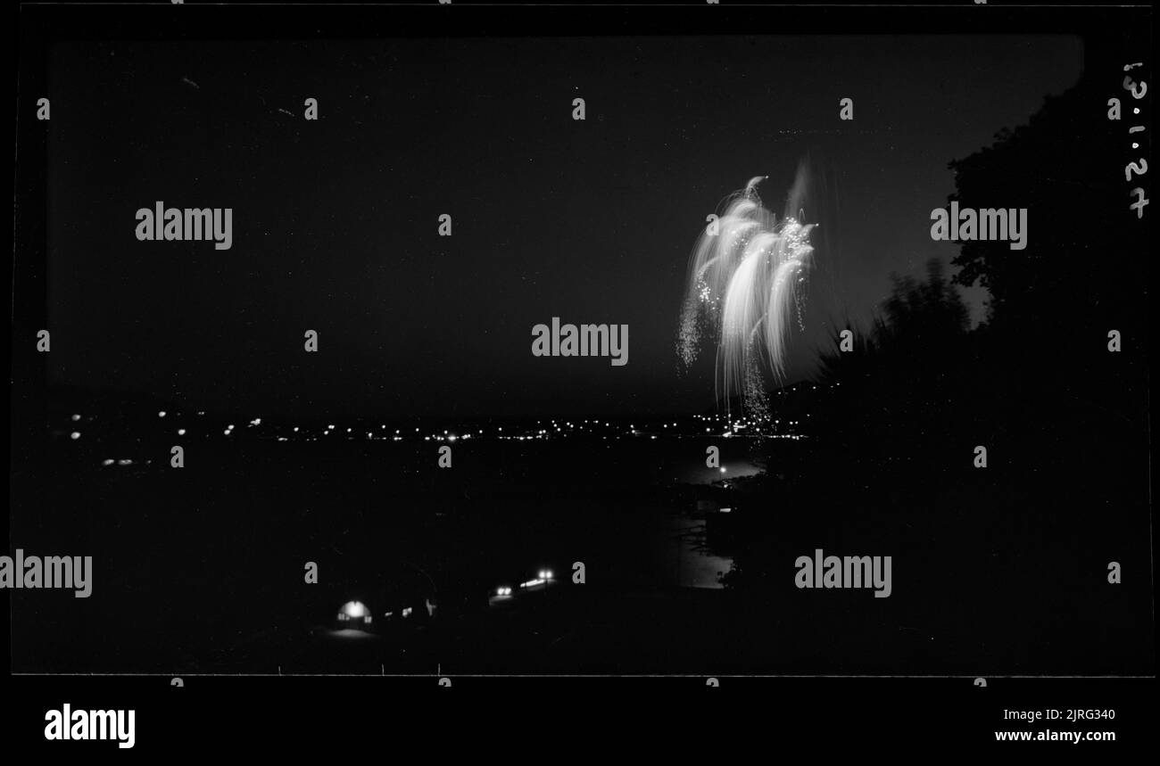 December 1953 january 1954 queens visit hi-res stock photography and ...