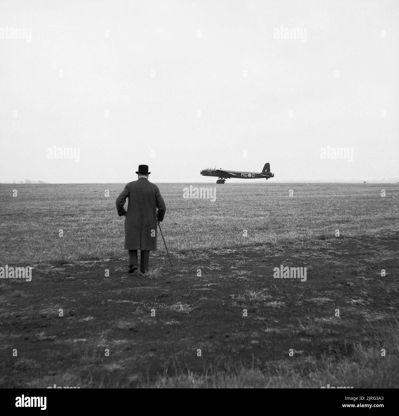 Winston Churchill watching a Short Stirling bomber of No. 7 Squadron ...