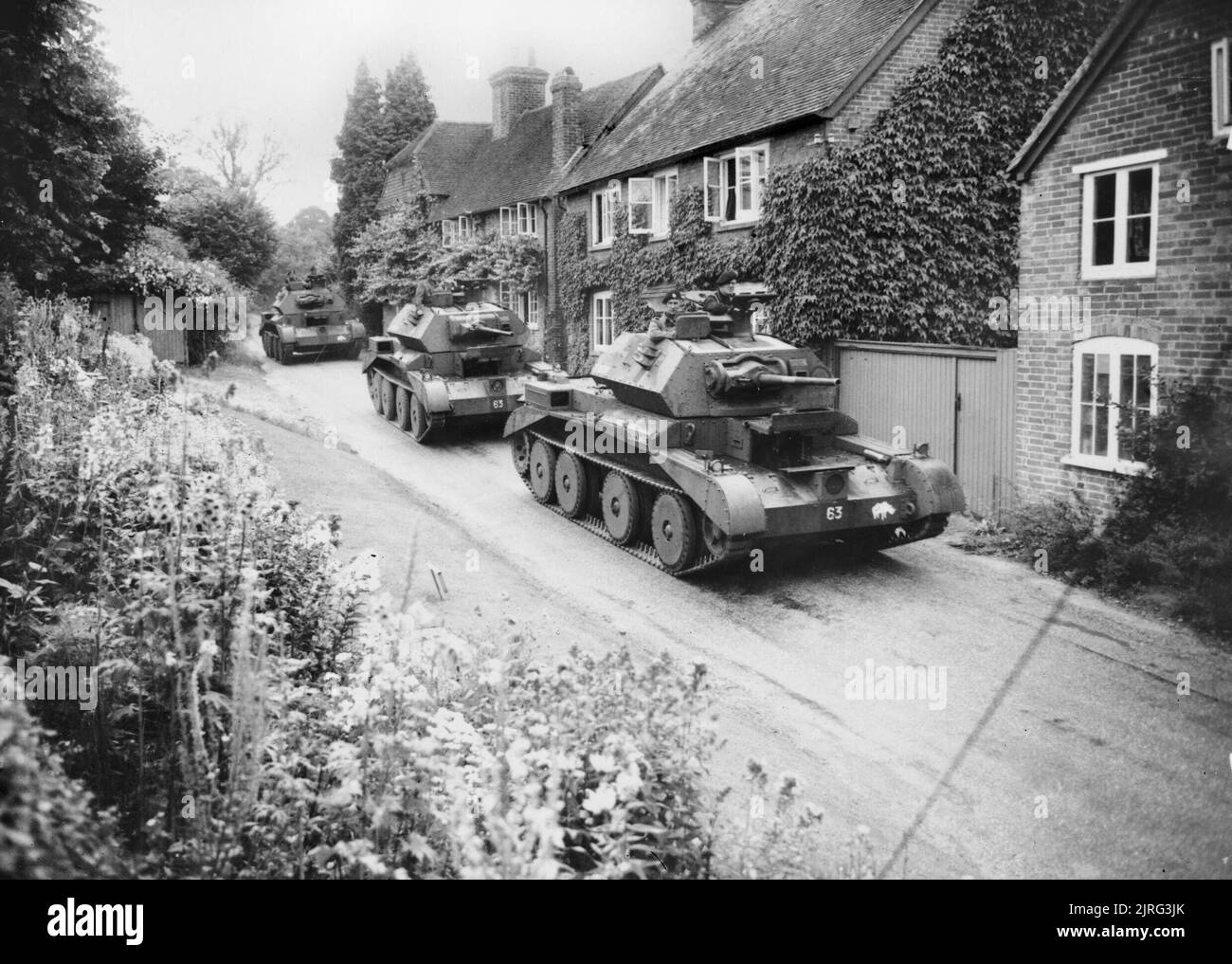Cruiser Mk IV tanks of 5th Royal Tank Regiment, 3rd Armoured Brigade ...