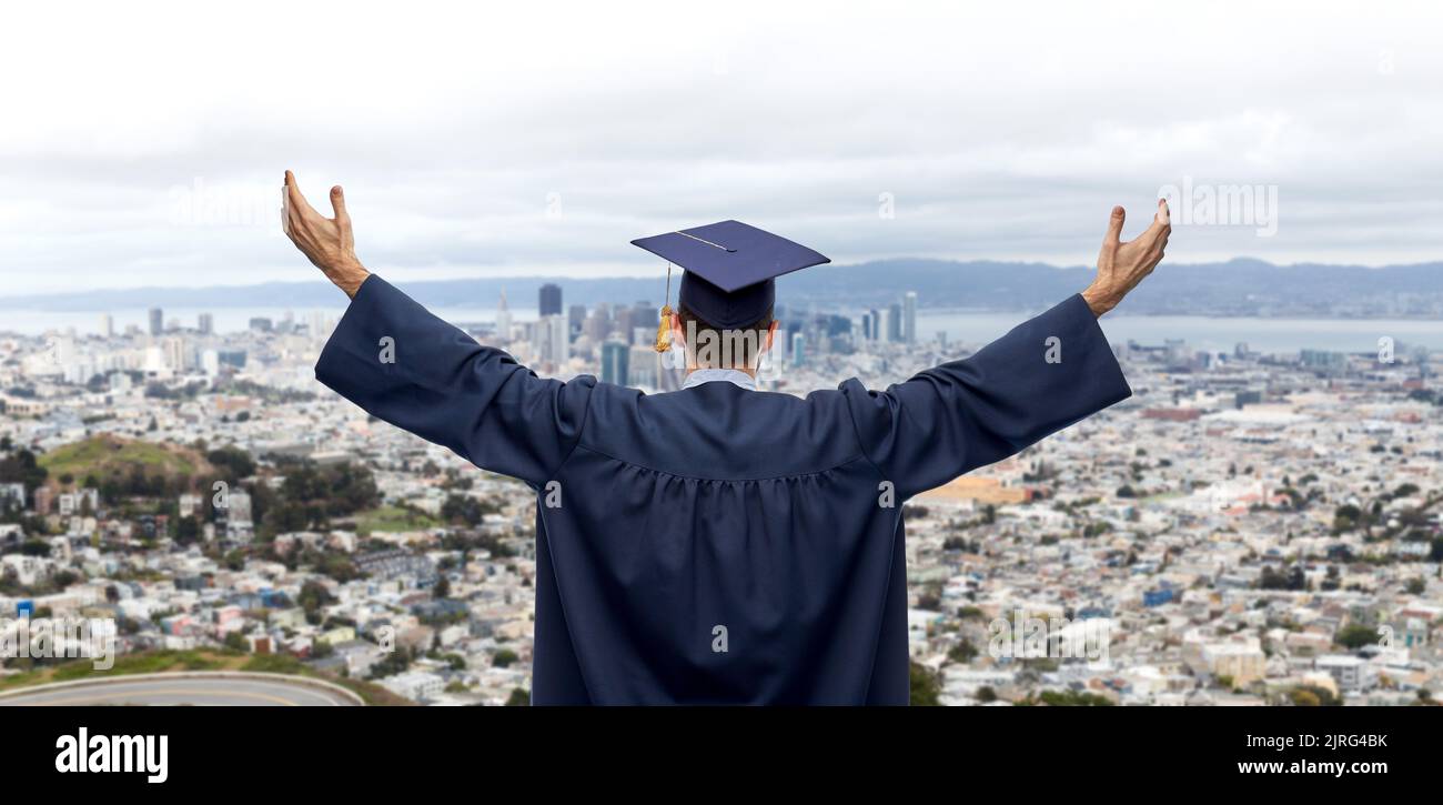 Singapore university graduation hi-res stock photography and images - Alamy