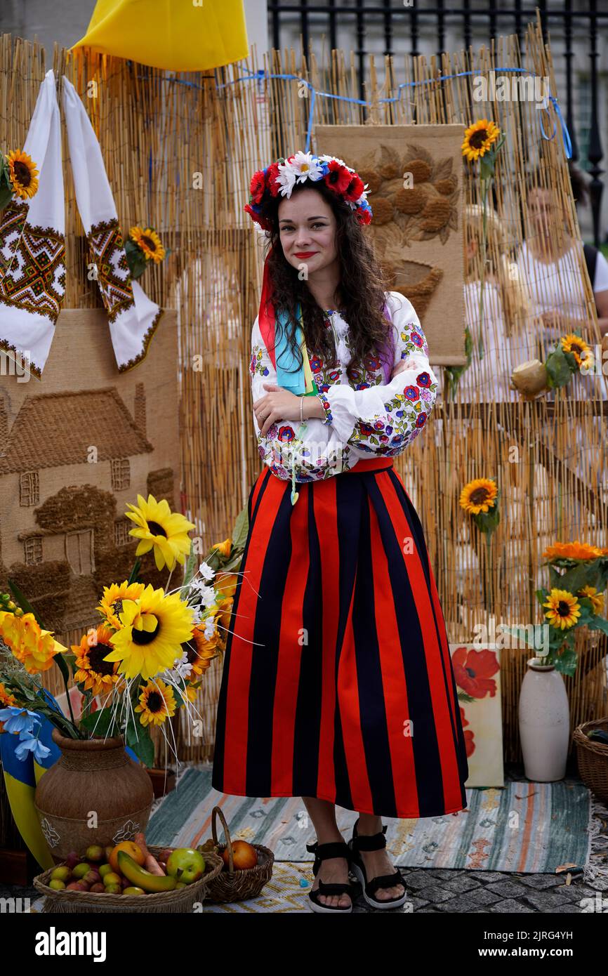 Anastasiia Sakhnenko from Kyiv celebrating Ukraine independence Day ...