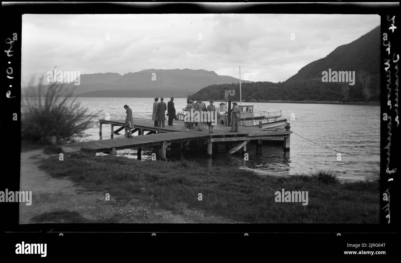 Te wairoa landing hi-res stock photography and images - Alamy