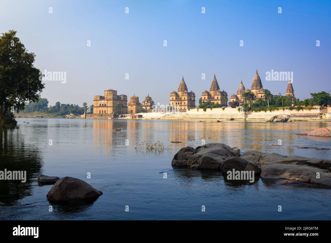 View of Royal cenotaphs of Orchha over Betwa river Stock Photo - Alamy