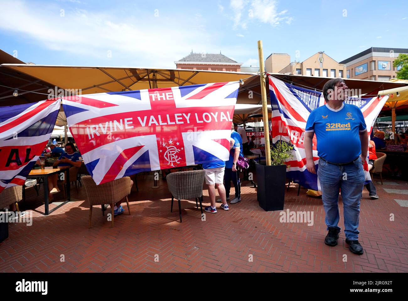 Rangers fans display hi-res stock photography and images - Alamy