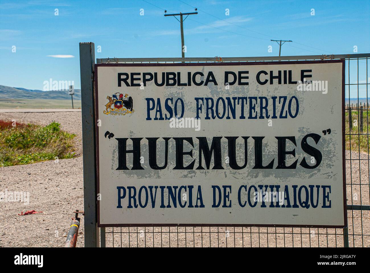 Border between Argentina and Chile Stock Photo - Alamy
