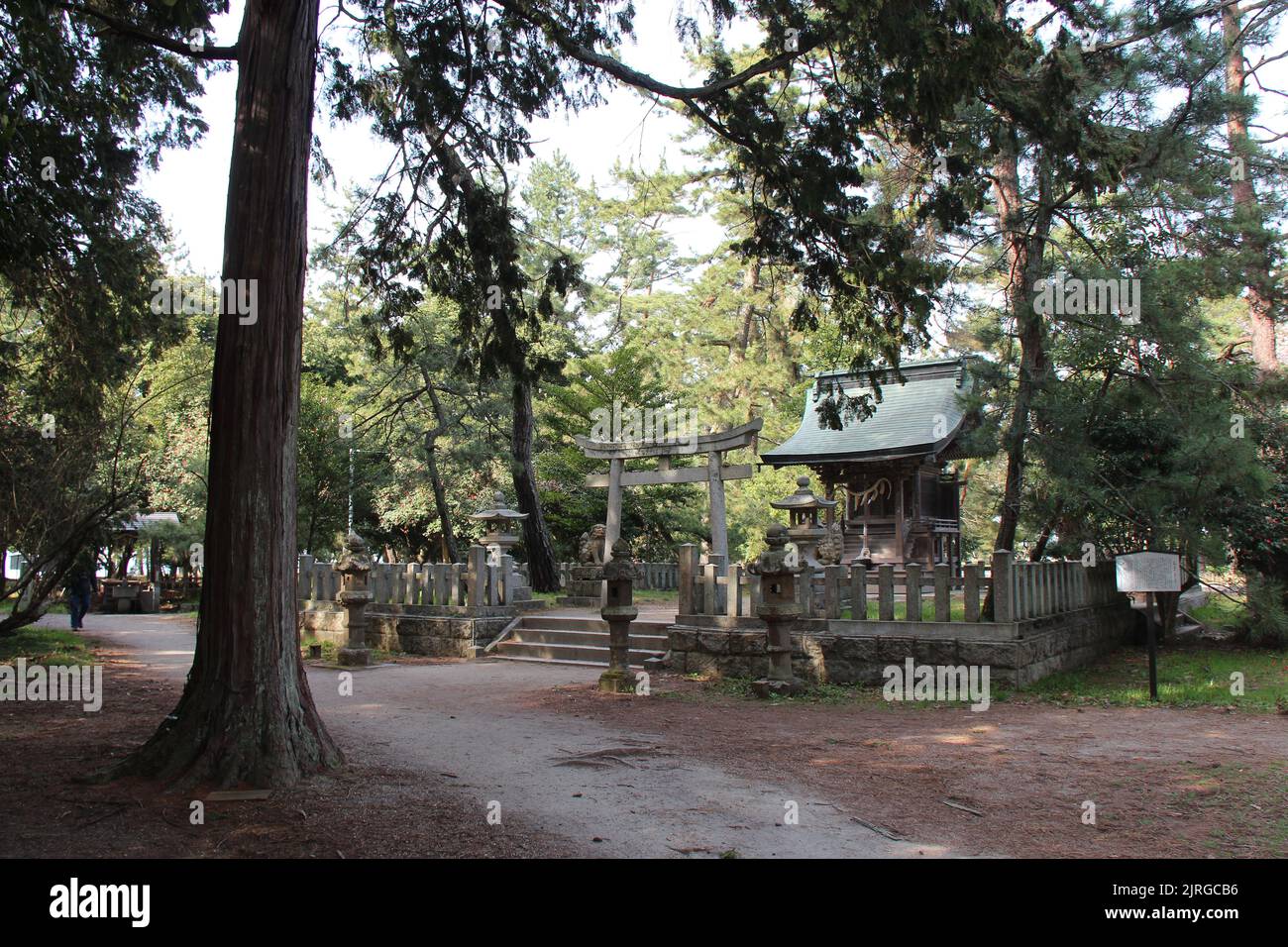 shinto shrine (hashidate myojin) in amanohashidate in japan Stock Photo ...