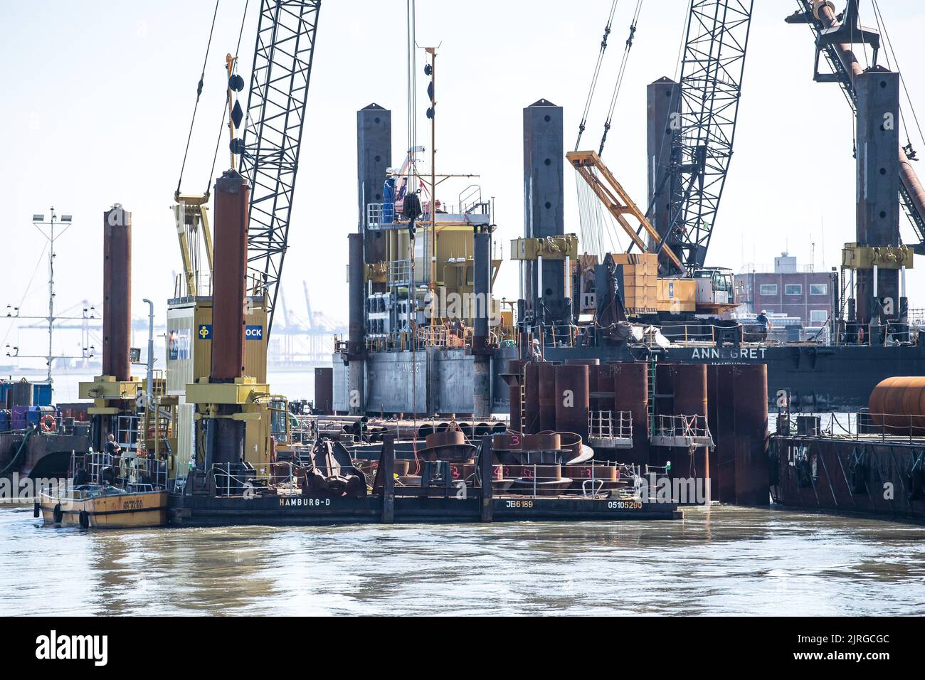 Floating storage regasification unit hi-res stock photography and ...