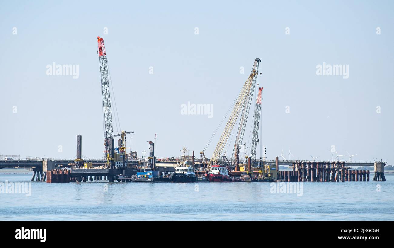 Wilhelmshaven, Germany. 24th Aug, 2022. Construction work is taking ...