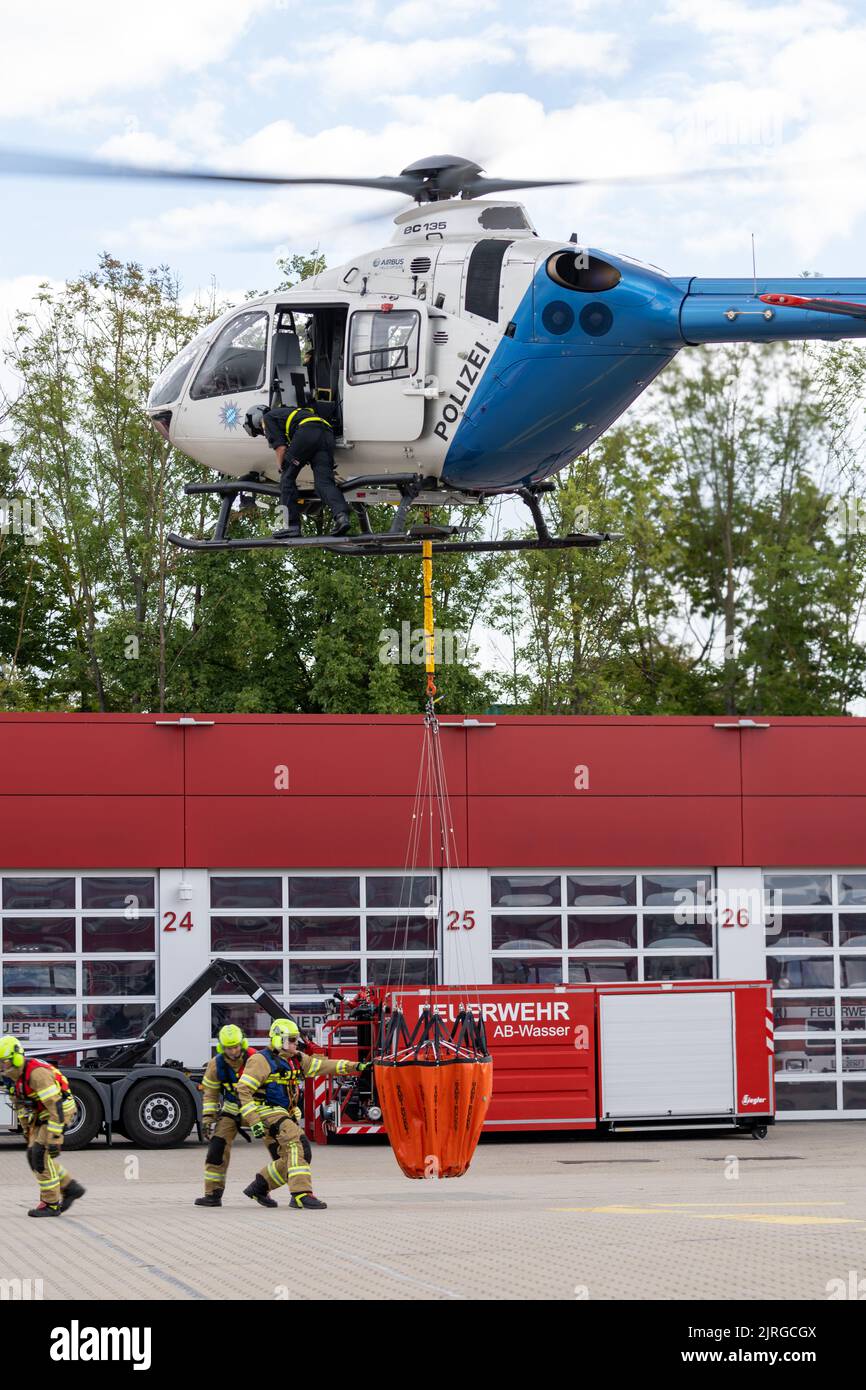 Nuremberg, Germany. 24th Aug, 2022. Flight assistants from the Schwabach volunteer fire ...