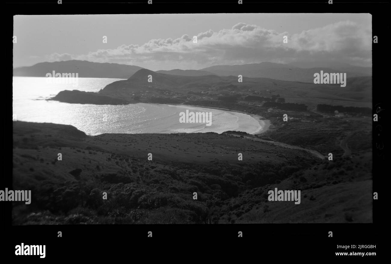 Old Maori sites at Titahi Bay and Porirua Station, 19.June 1932, by ...