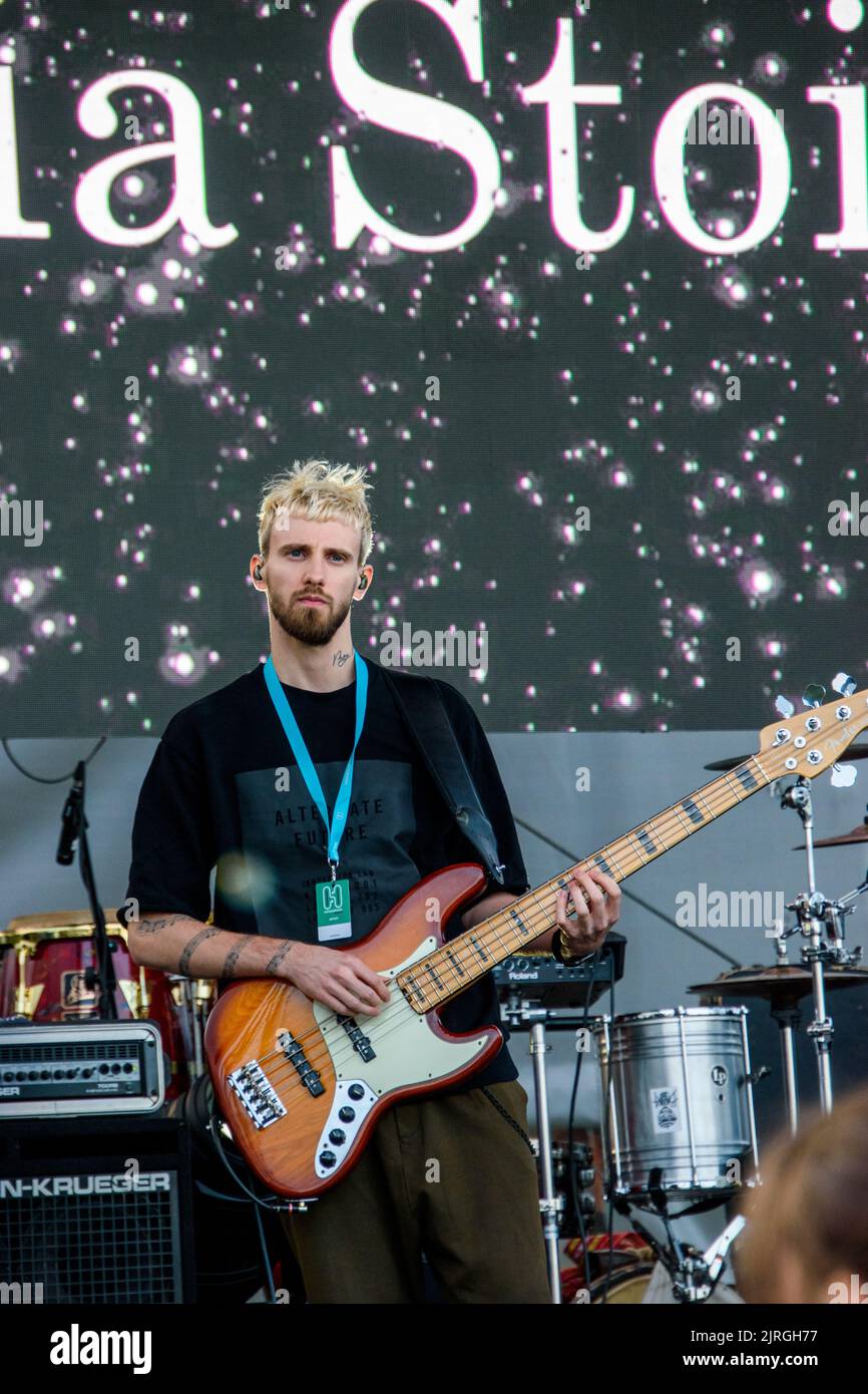 The guitarist of the band of Valeria Stoica live concert at Hangariada ...