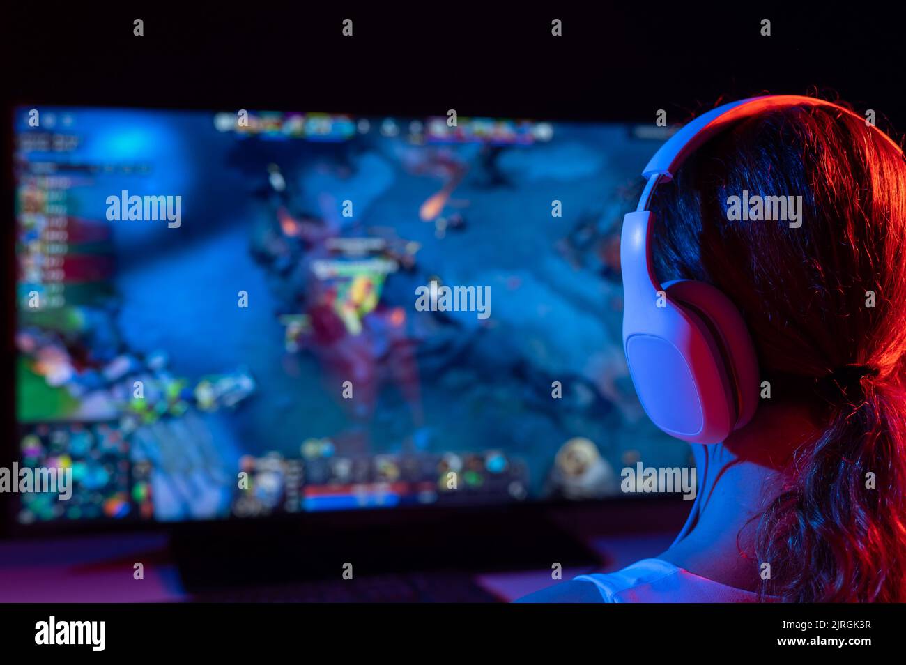 Video game screen rear view hi-res stock photography and images - Alamy