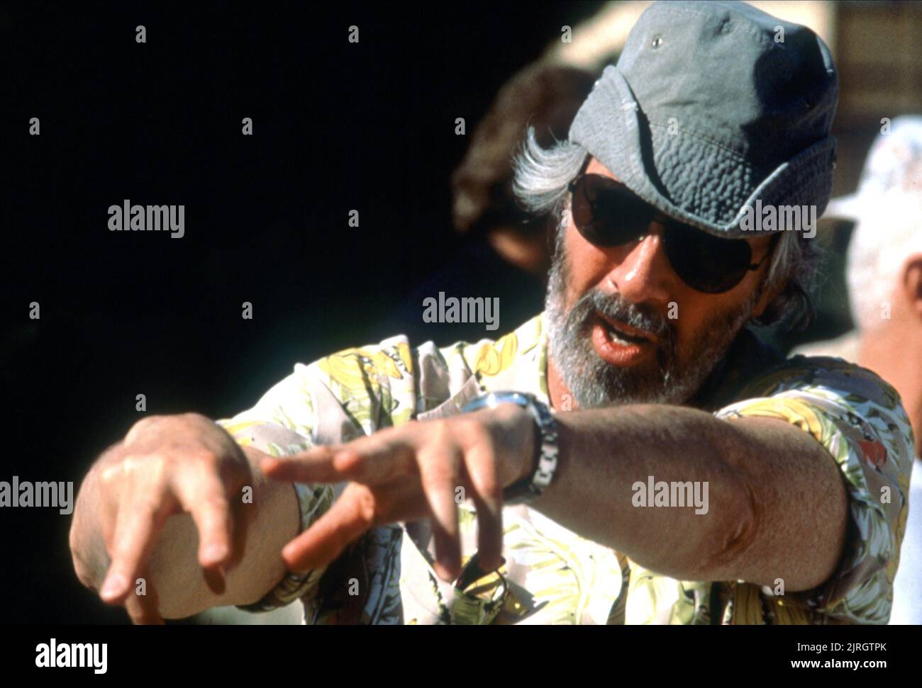 ROBERT TOWNE, TEQUILA SUNRISE, 1988 Stock Photo - Alamy