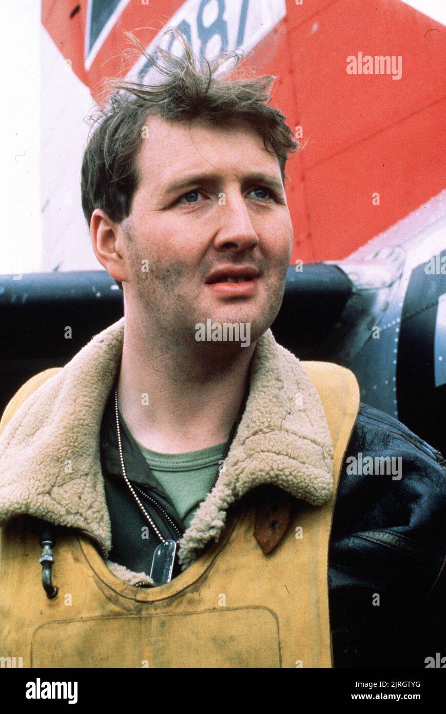 JAMES SAXON, WE'LL MEET AGAIN, 1982 Stock Photo - Alamy