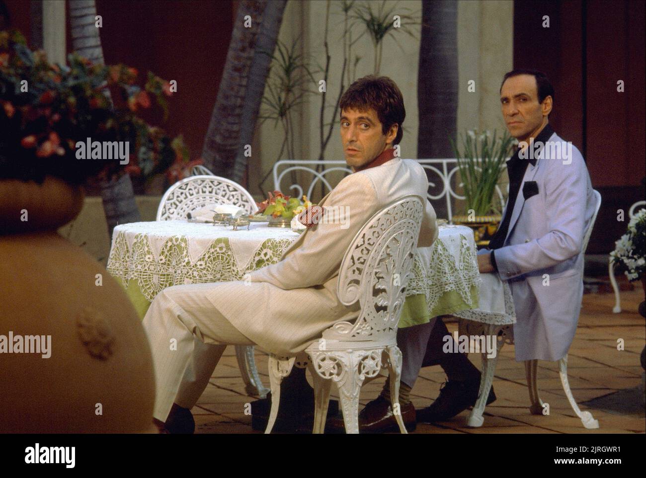 AL PACINO, F. MURRAY ABRAHAM, SCARFACE, 1983 Stock Photo - Alamy