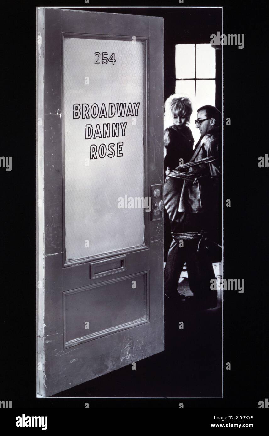 MIA FARROW, WOODY ALLEN, BROADWAY DANNY ROSE, 1984 Stock Photo - Alamy