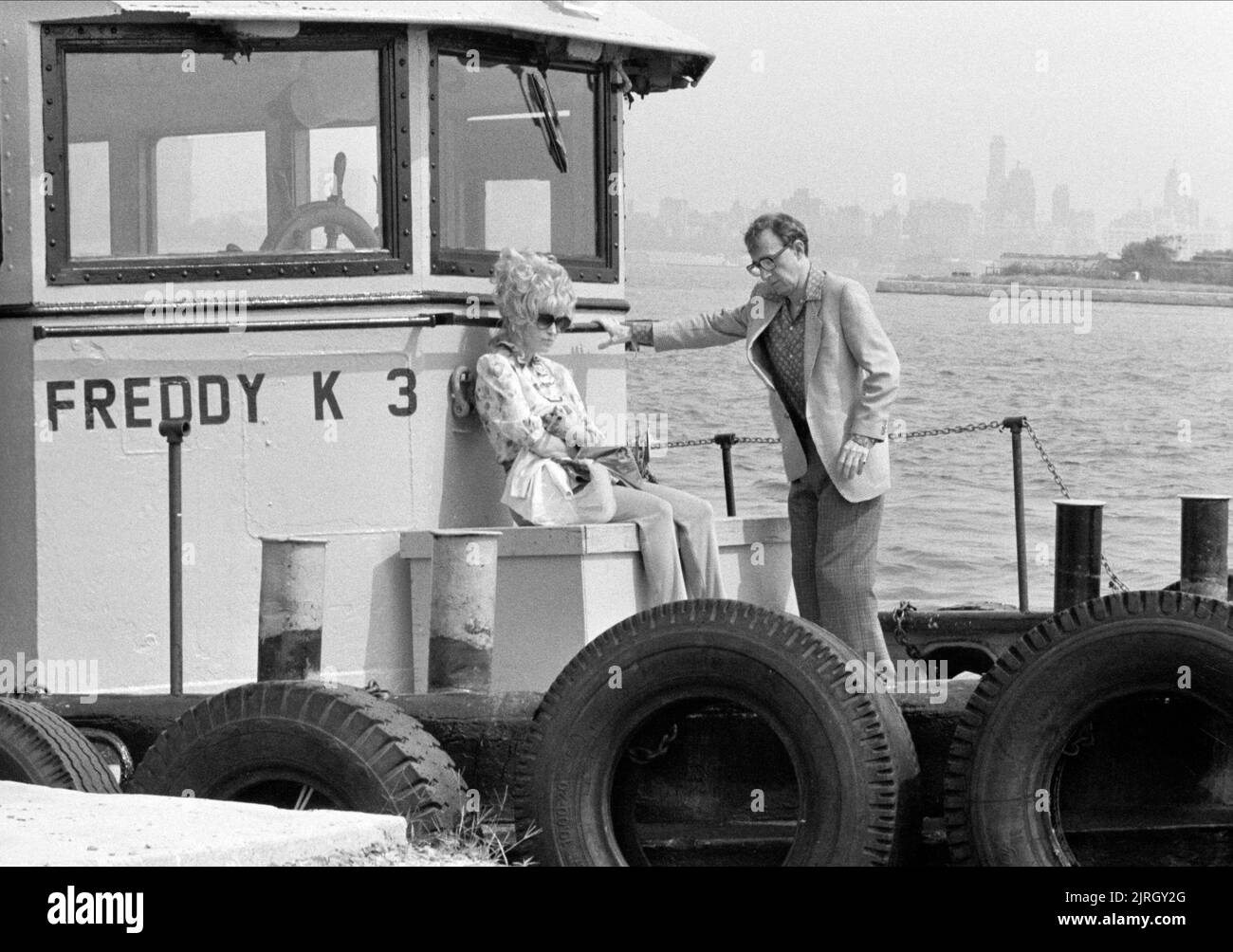 MIA FARROW, WOODY ALLEN, BROADWAY DANNY ROSE, 1984 Stock Photo - Alamy