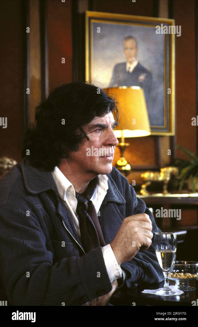 ALAN BATES, DUET FOR ONE, 1986 Stock Photo - Alamy