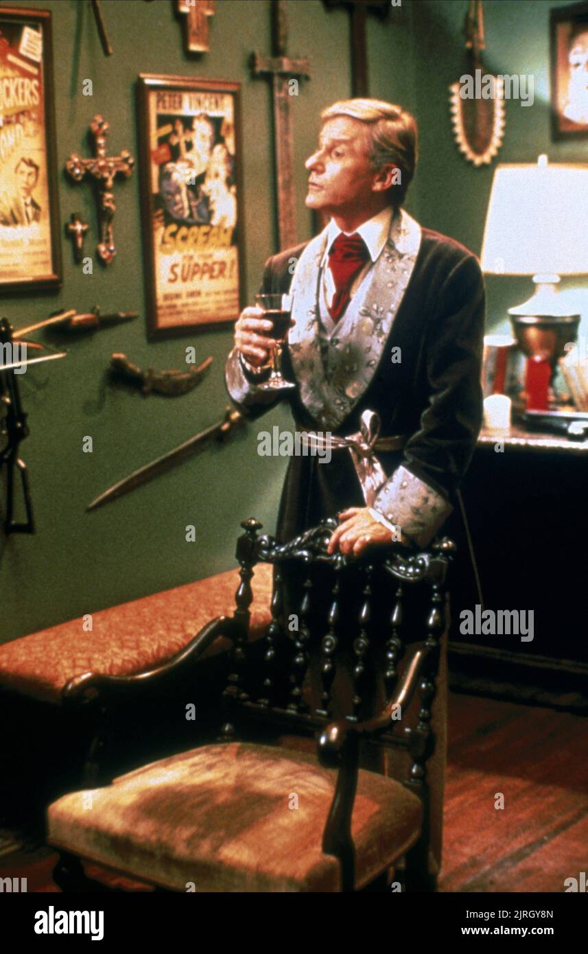 RODDY MCDOWALL, FRIGHT NIGHT PART II, 1988 Stock Photo - Alamy