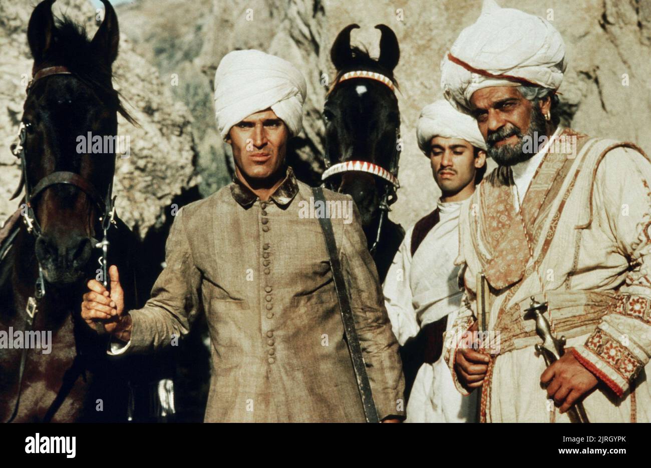 BEN CROSS, OMAR SHARIF, THE FAR PAVILLIONS, 1984 Stock Photo - Alamy
