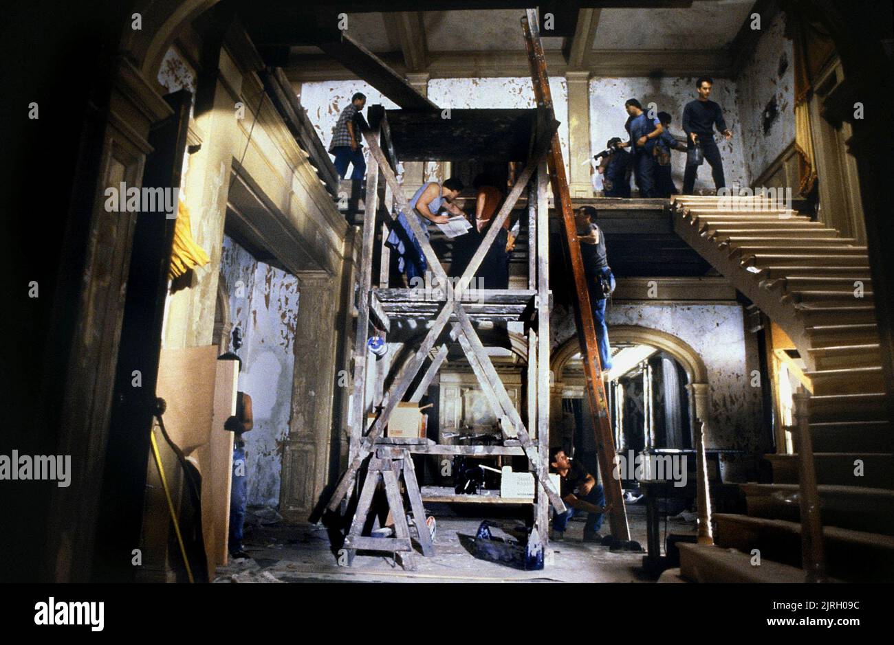 TOM HANKS, THE MONEY PIT, 1986 Stock Photo - Alamy