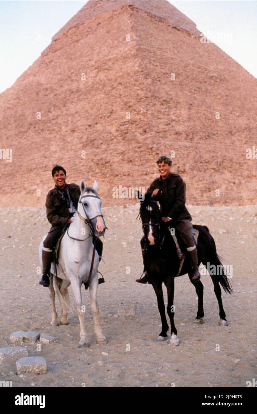 MEL GIBSON, PYRAMID, MARK LEE, GALLIPOLI, 1981 Stock Photo - Alamy