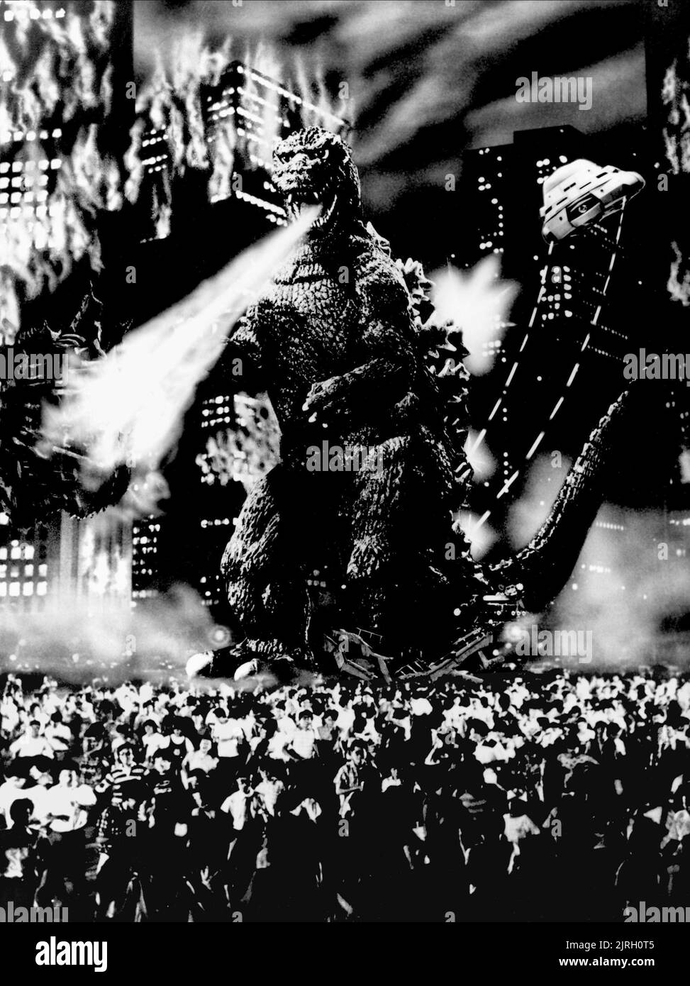 CROWD FLEES WHILE GODZILLA ATTACKS, GODZILLA 1985, 1984 Stock Photo - Alamy