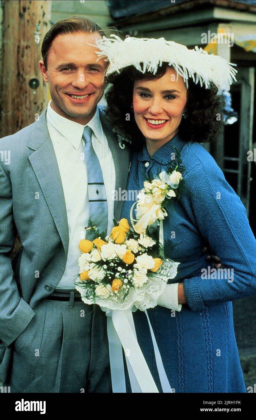 ED HARRIS, JESSICA LANGE, SWEET DREAMS, 1985 Stock Photo - Alamy