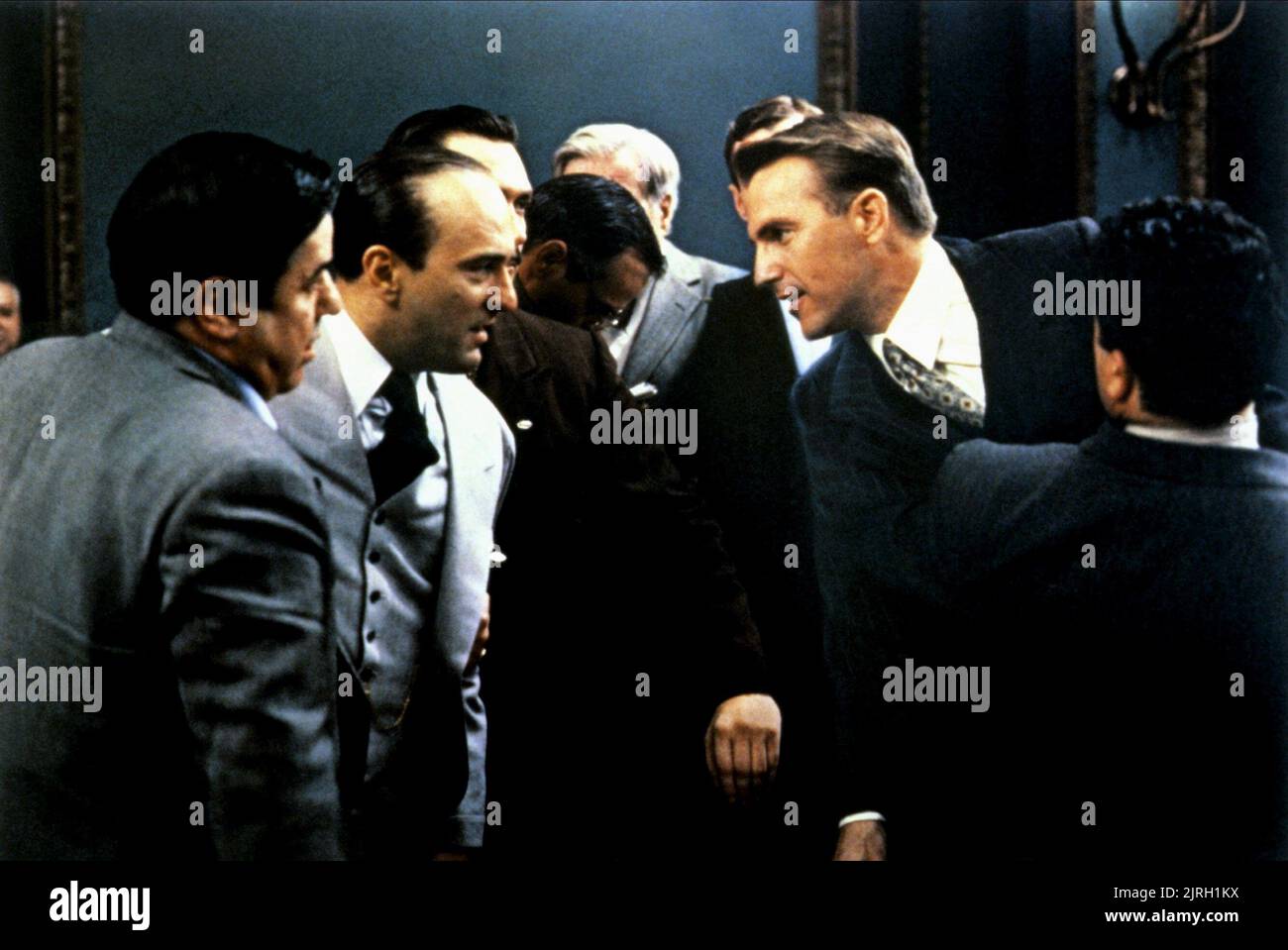 ROBERT DE NIRO, KEVIN COSTNER, THE UNTOUCHABLES, 1987 Stock Photo - Alamy