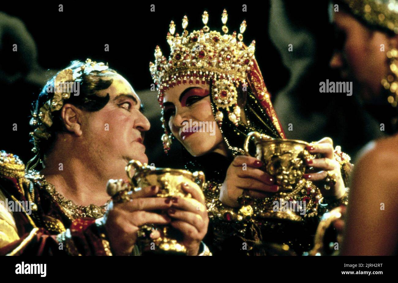 STRATFORD JOHNS, GLENDA JACKSON, SALOME'S LAST DANCE, 1988 Stock Photo ...