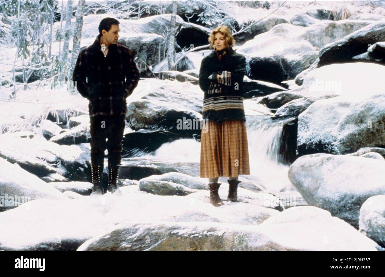 KURT RUSSELL, KELLY MCGILLIS, WINTER PEOPLE, 1989 Stock Photo - Alamy