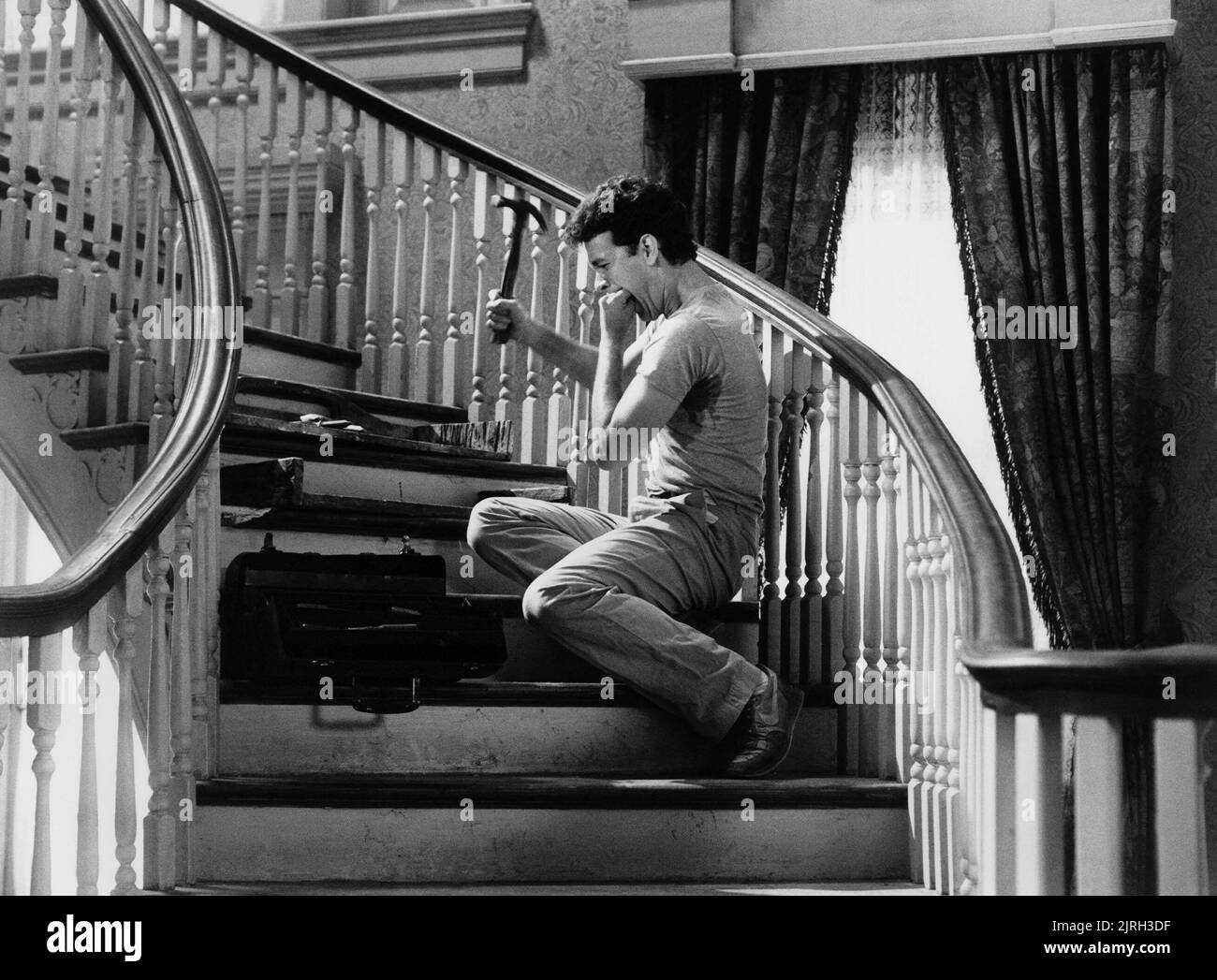 TOM HANKS, THE MONEY PIT, 1986 Stock Photo - Alamy