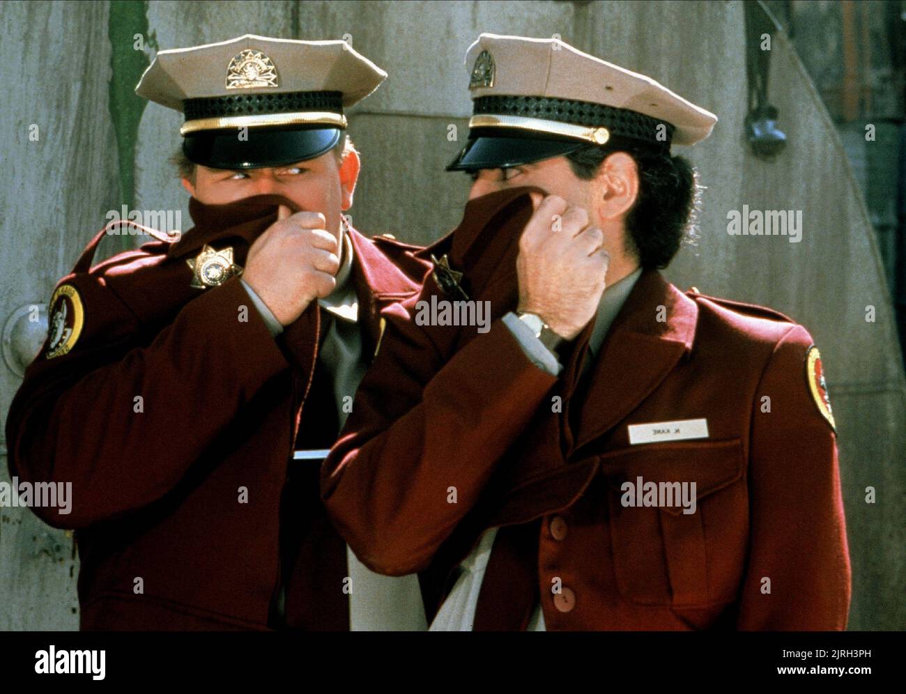 JOHN CANDY, EUGENE LEVY, ARMED AND DANGEROUS, 1986 Stock Photo - Alamy
