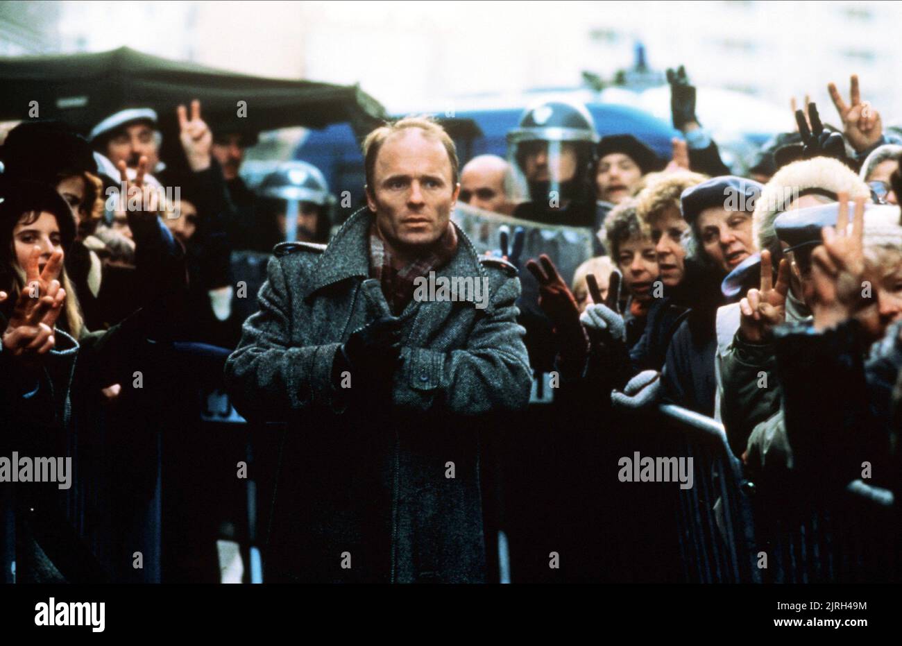 ED HARRIS, TO KILL A PRIEST, 1988 Stock Photo - Alamy