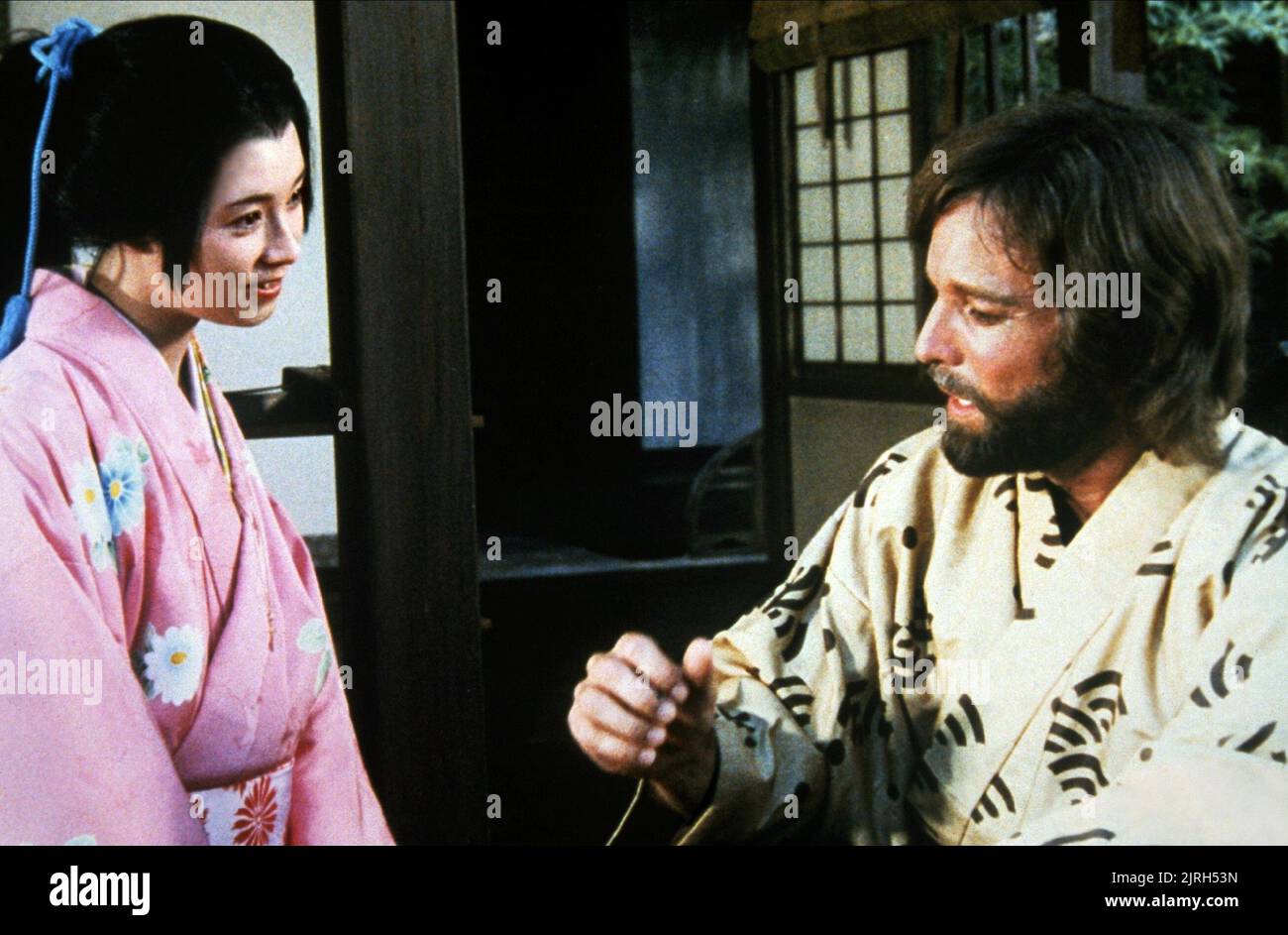 YOKO SHIMADA, RICHARD CHAMBERLAIN, SHOGUN, 1980 Stock Photo - Alamy