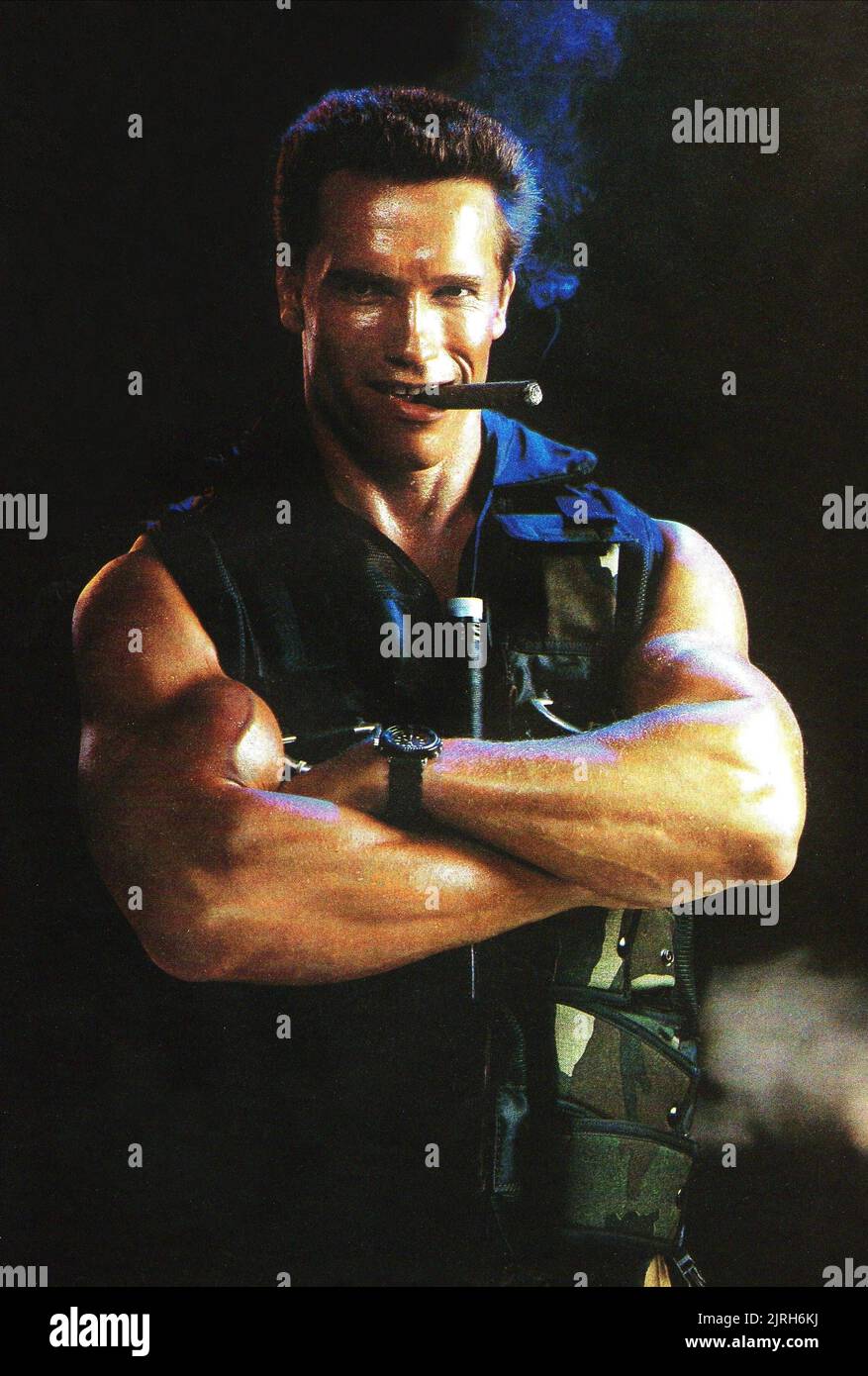 Commando 1985 arnold schwarzenegger hi-res stock photography and images ...