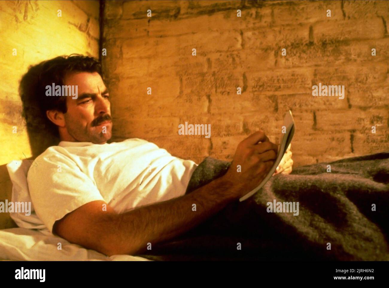 TOM SELLECK, AN INNOCENT MAN, 1989 Stock Photo - Alamy