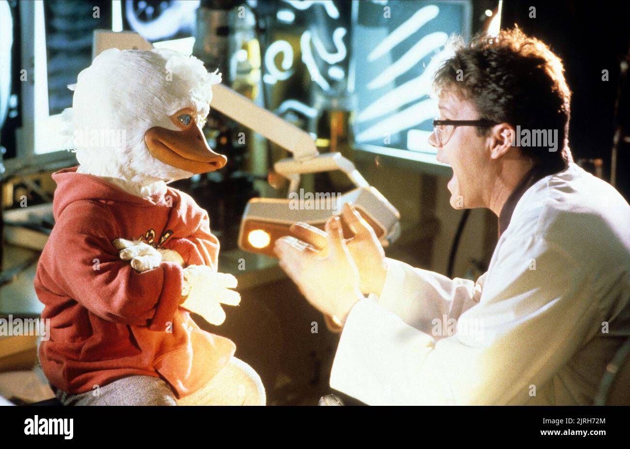 HOWARD, TIM ROBBINS, HOWARD THE DUCK, 1986 Stock Photo - Alamy