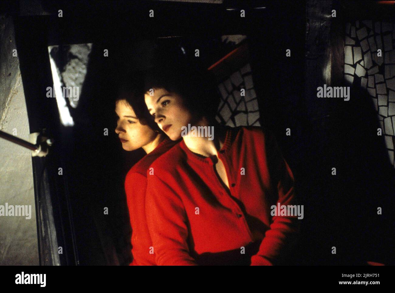 JULIETTE BINOCHE, THE NIGHT IS YOUNG, 1986 Stock Photo - Alamy
