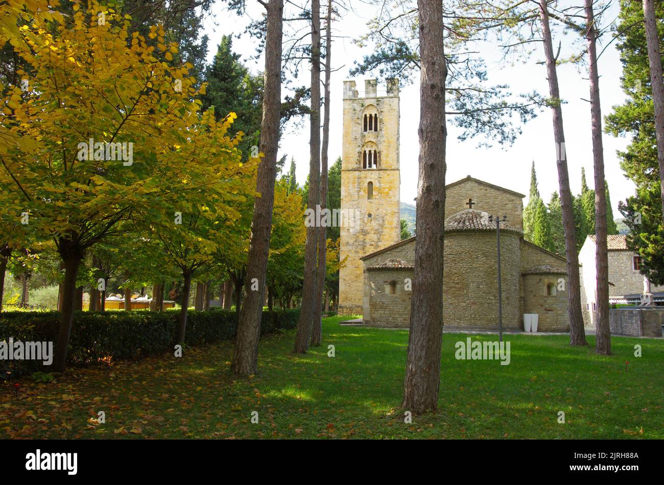 Roccavivara - Molise : Facade of the Sanctuary of the Madonna del ...
