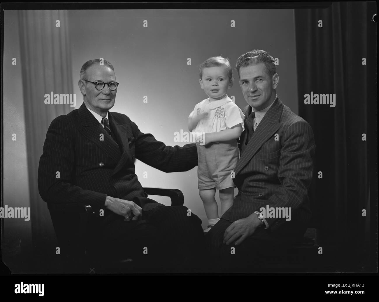 Mr bob semple mp mr bob semple mp hi-res stock photography and images ...