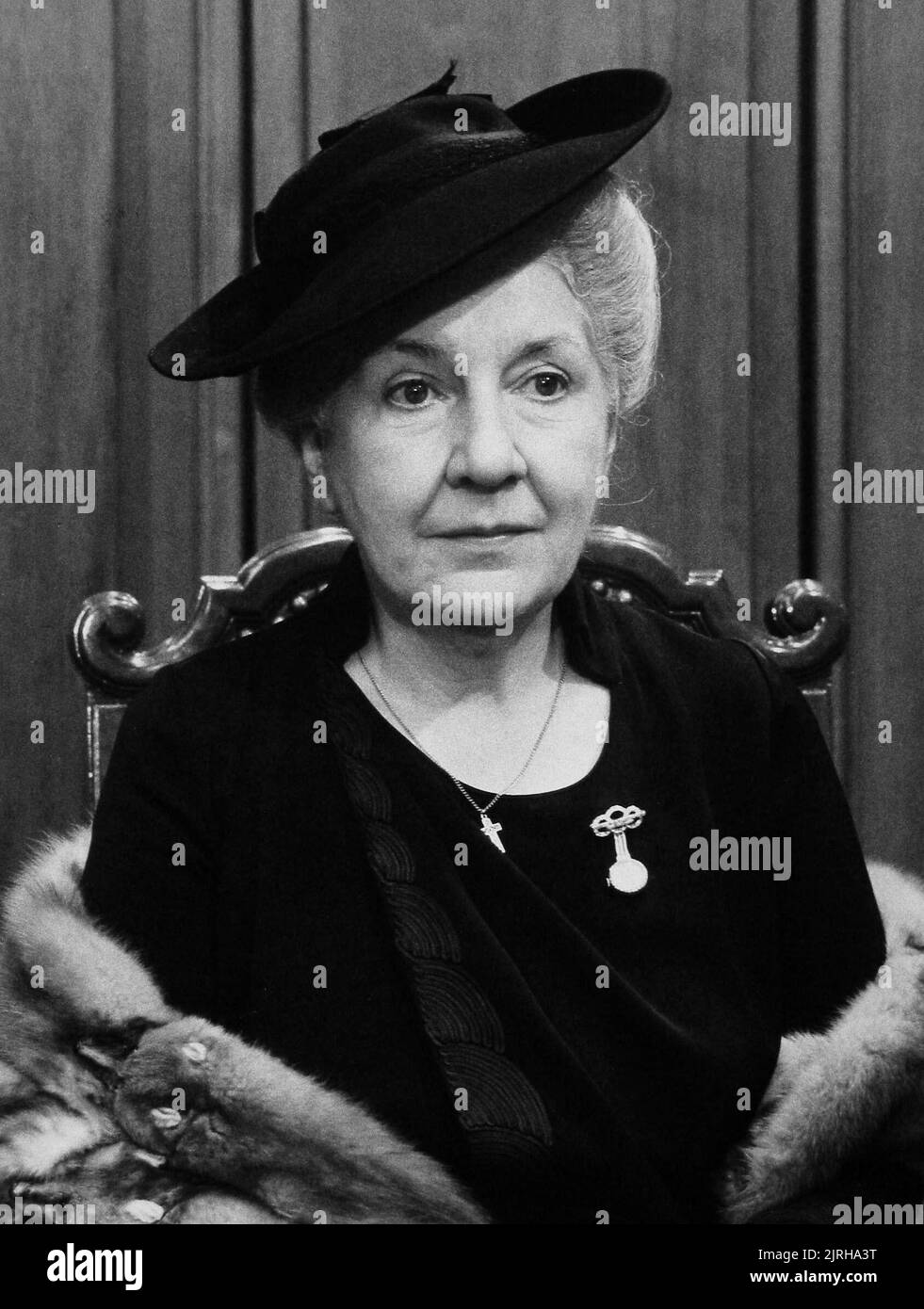 Nurse emma kieslich hi-res stock photography and images - Alamy