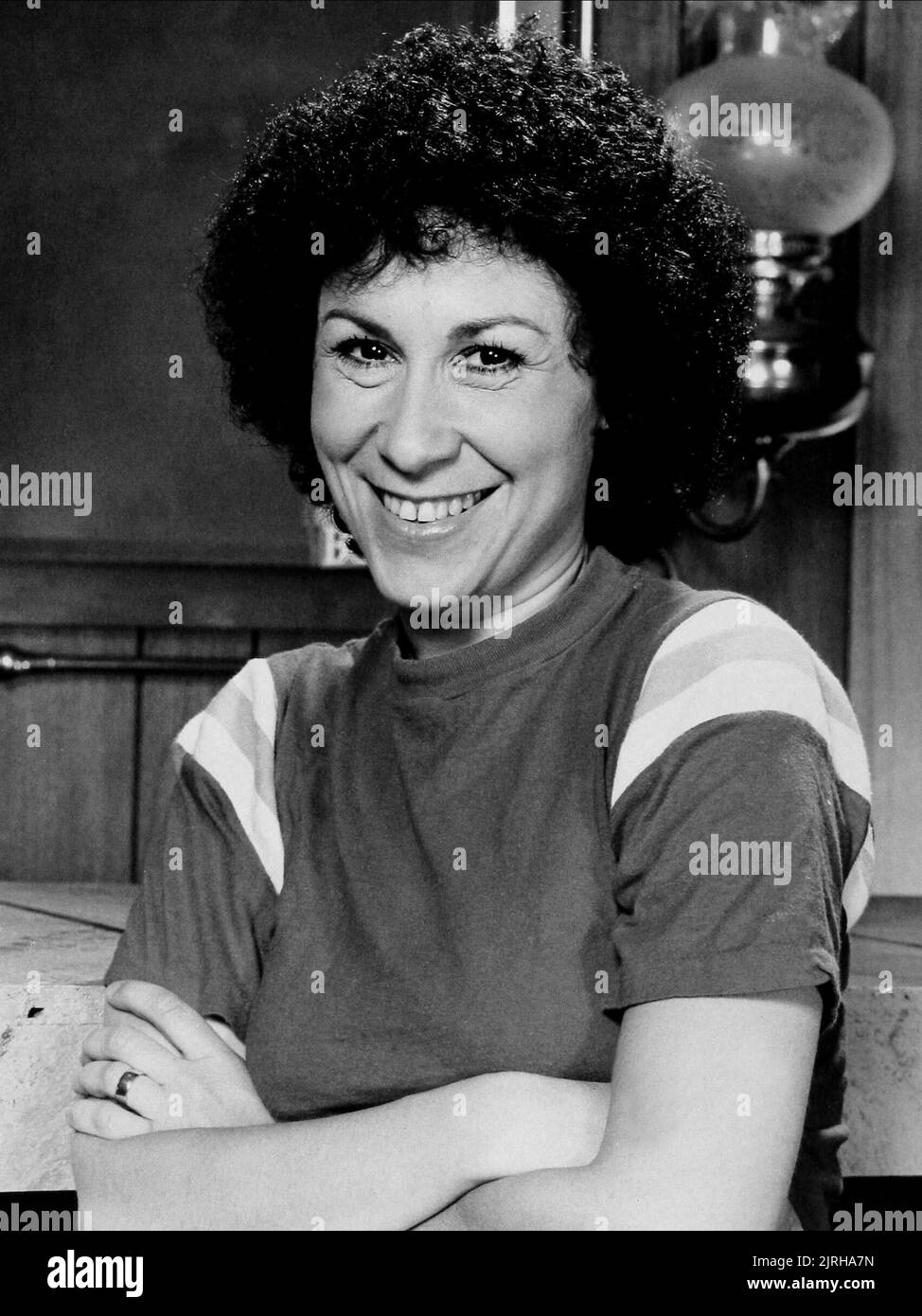RHEA PERLMAN, CHEERS, 1984 Stock Photo - Alamy